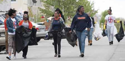 Hundreds Help Clean Up Baltimore After Riots - The Seattle Medium