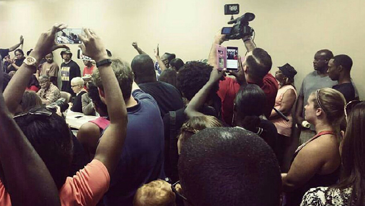 Protests, Boycotts Continue In Baton Rouge Over Alton Sterling Shooting ...