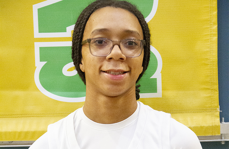 Roosevelt High's Jasmine Hall Excels Both In Basketball And Academics ...